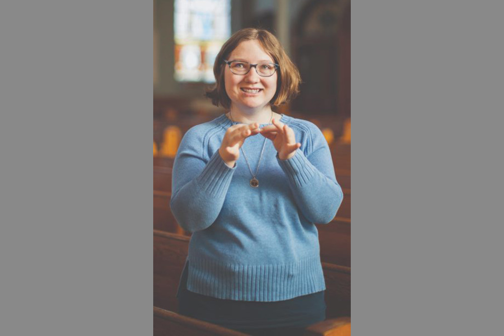 Hannah Houser ’17 Ministers to the Deaf Community | Muskingum University