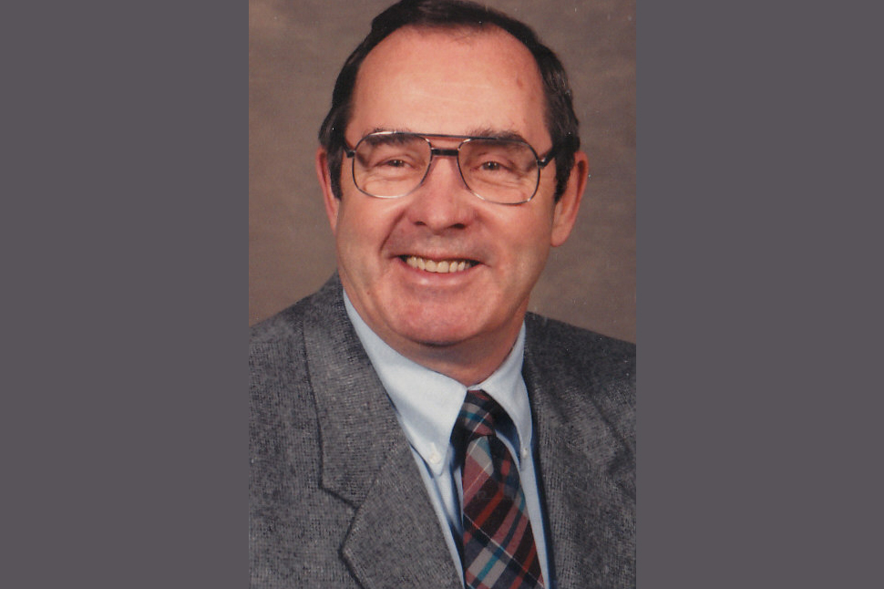 Muskingum mourns the passing of Robert Stokes '53 | Muskingum University
