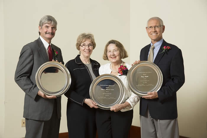 Distinguished Service Awards granted to alumni at 2016 Alumni Weekend ...